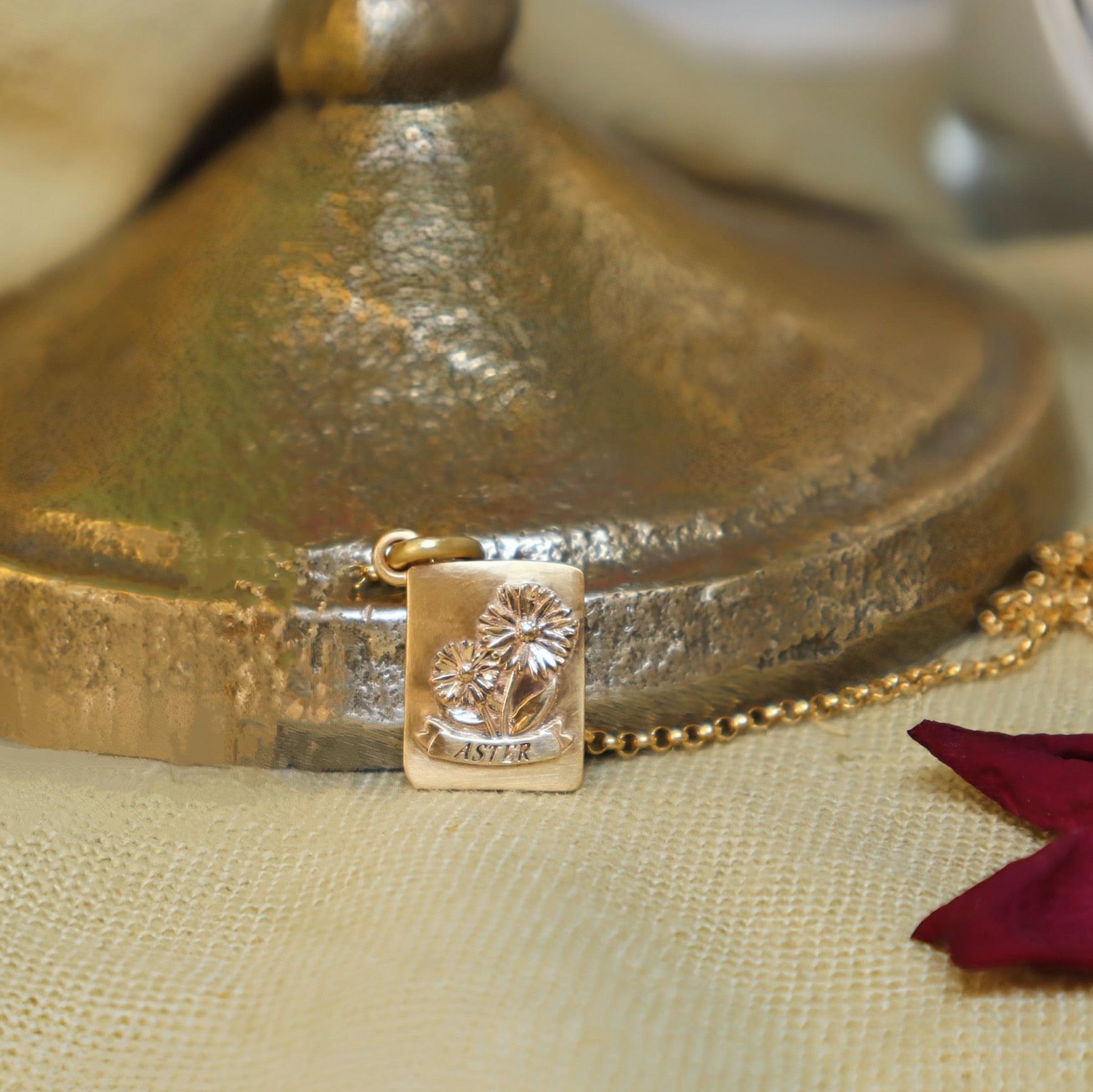 Golden Seed Packet Pendant- Birth Flower – Ellie Lee Fine Jewelry