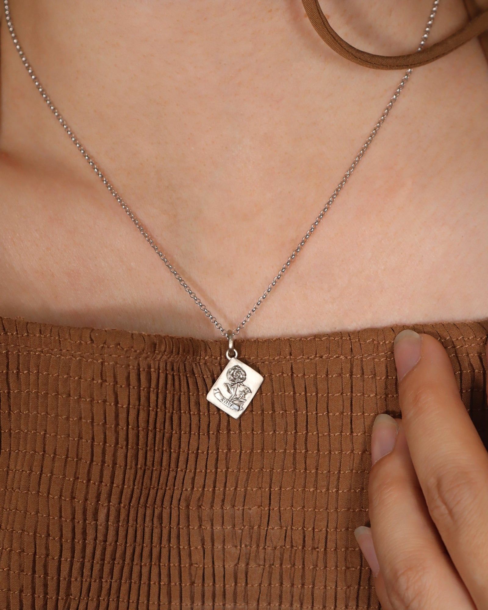 Golden Seed Packet Pendant- Birth Flower – Ellie Lee Fine Jewelry