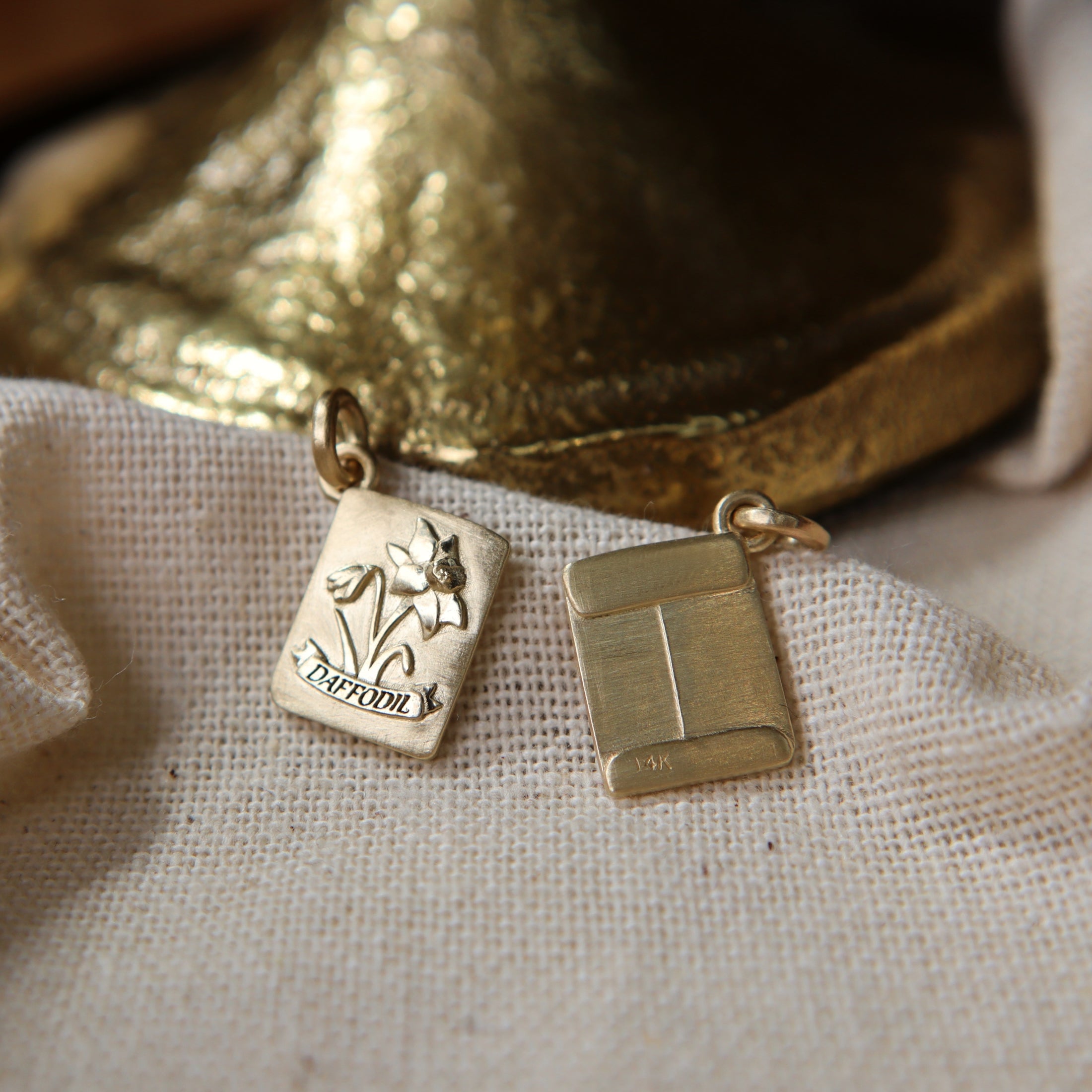 Golden Seed Packet Pendant- Birth Flower – Ellie Lee Fine Jewelry